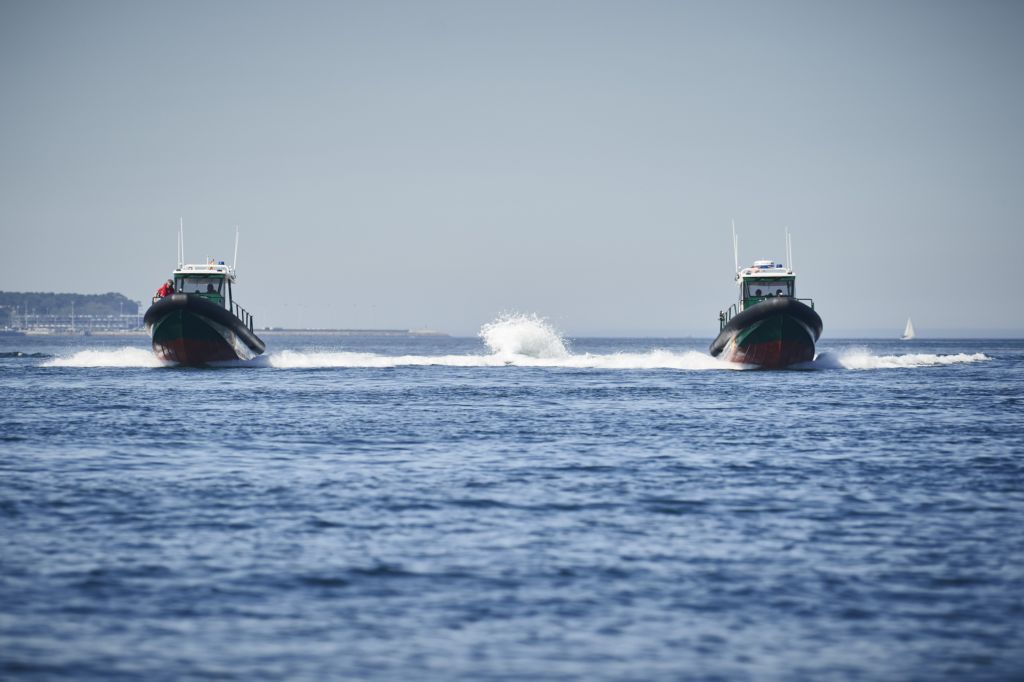 High-speed aluminium interceptor | Aister